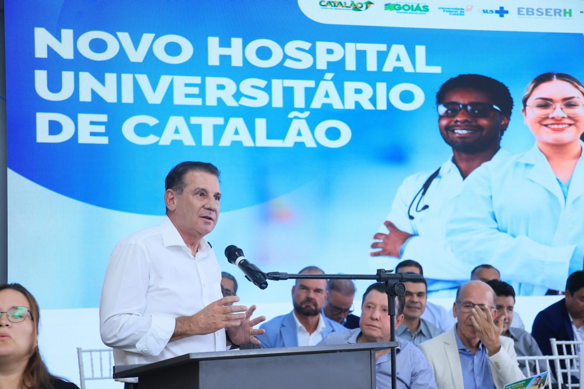 Vanderlan em evento de parceria entre Hospital Regional e UFCat - Oeste ...